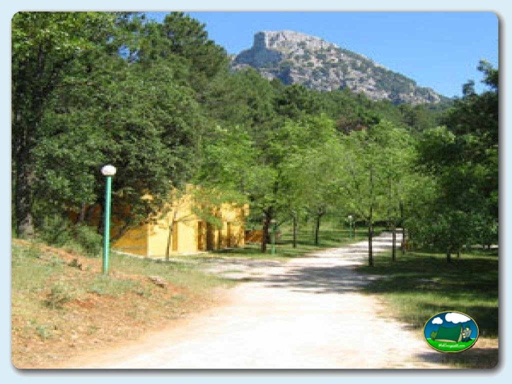 Camping Puente De Las Herrerías en Cazorla, informacion instalaciones ...